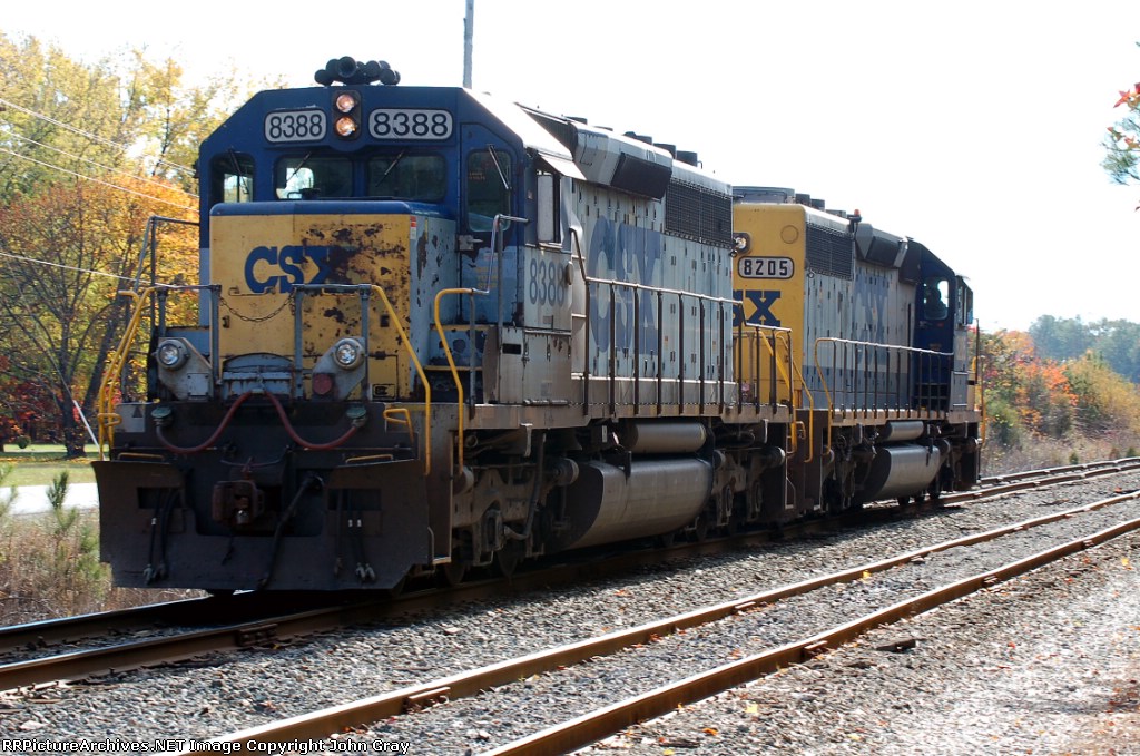 CSXT 8388(SD40-2) ex C&O 7529 (SD40)